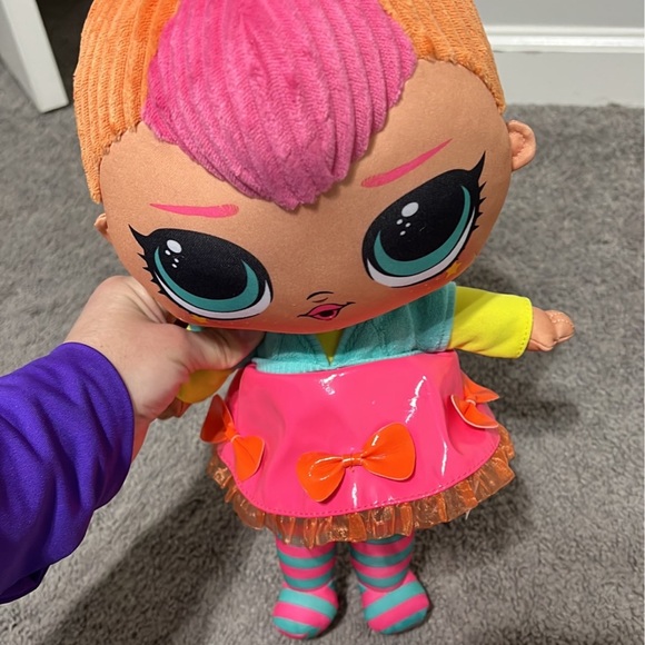 L.O.L. Surprise! | Toys | Lol Surprise Neon Qt Huggable Plush Doll 6 ...